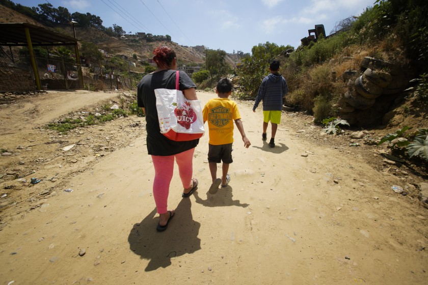 “QUIEREN ROBAR A NUESTROS HIJOS”: TERROR ENTRE MUJERES MIGRANTES POR LA ...